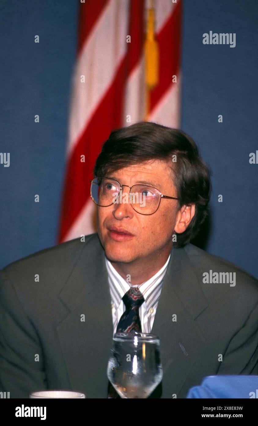 Apr. 4, 2006 - K3276JKEL.WILLIAM BILL GATES SPEECH ON HIS NEW BOOK''THE ...