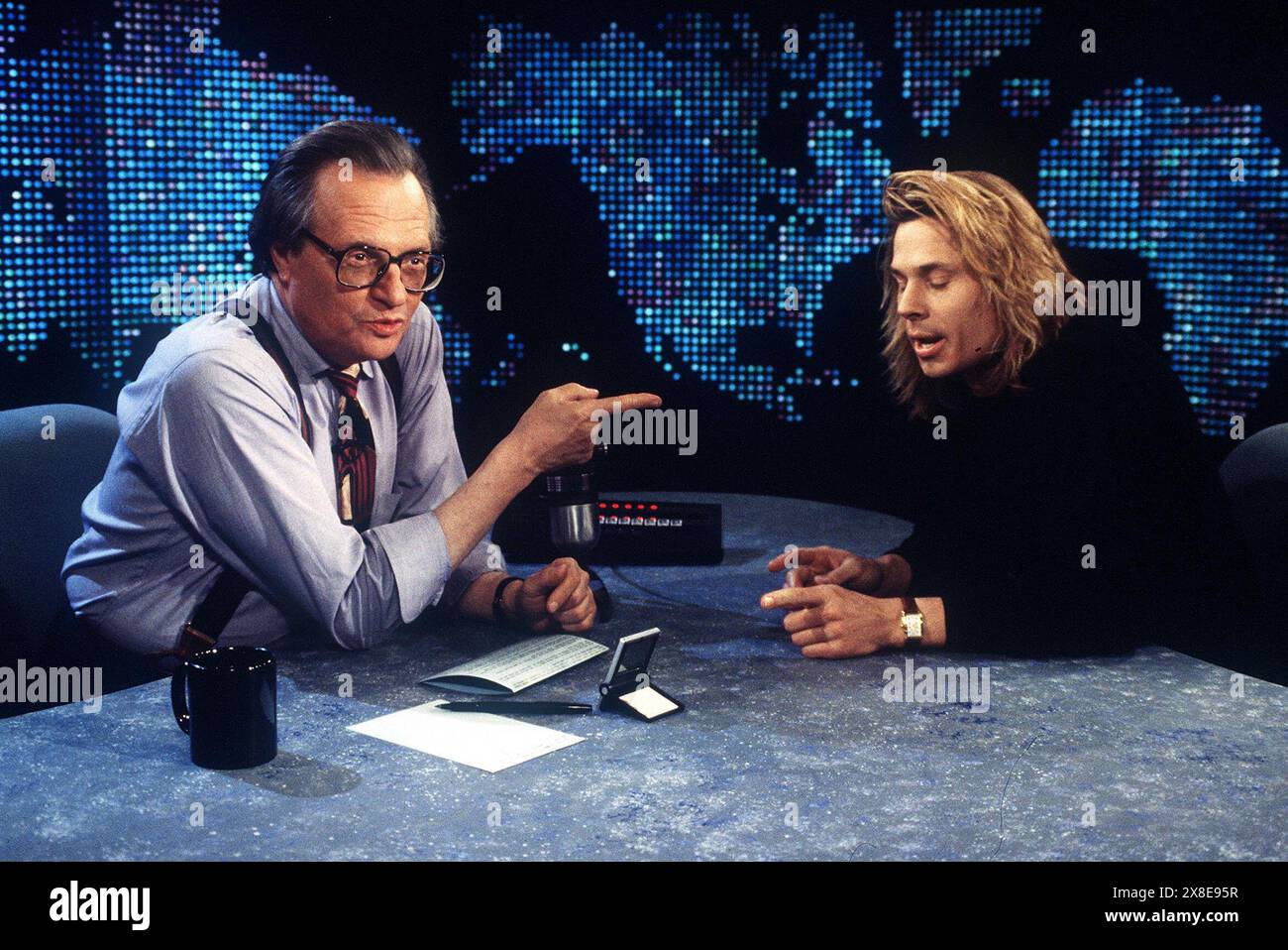Kato kaelin 2001 hi-res stock photography and images - Alamy