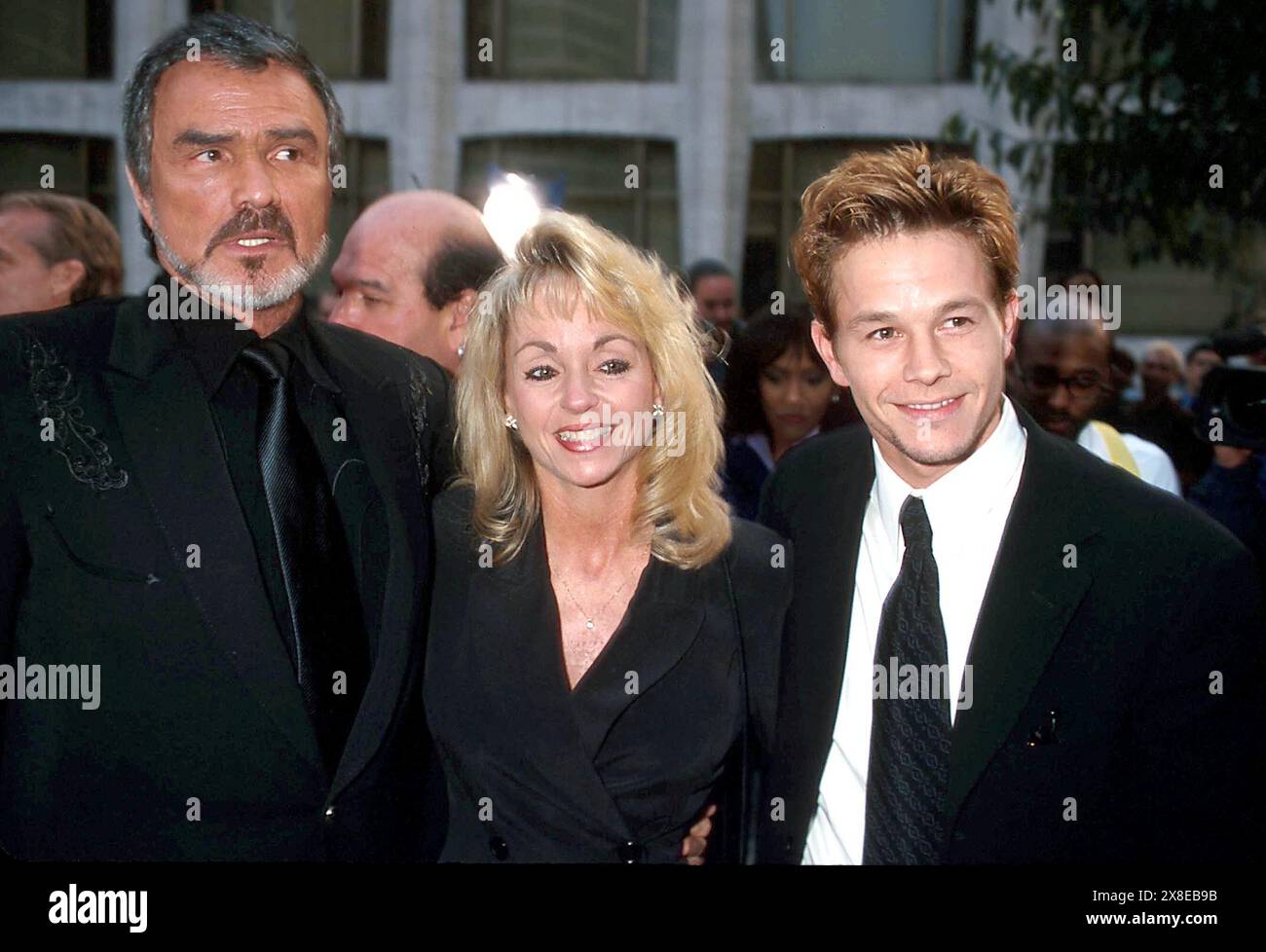 K10017WW SD1009.''BOOGIE NIGHTS'' PREMIERE PARTY .BURT REYNOLDS PAMELA ...