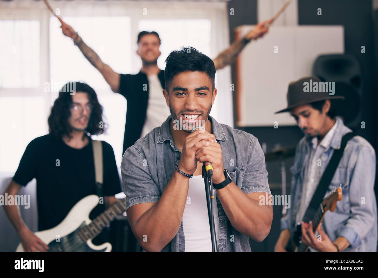 Punk rock friends hi-res stock photography and images - Alamy
