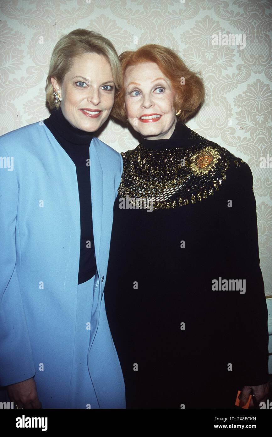 Carol holmes hi-res stock photography and images - Alamy