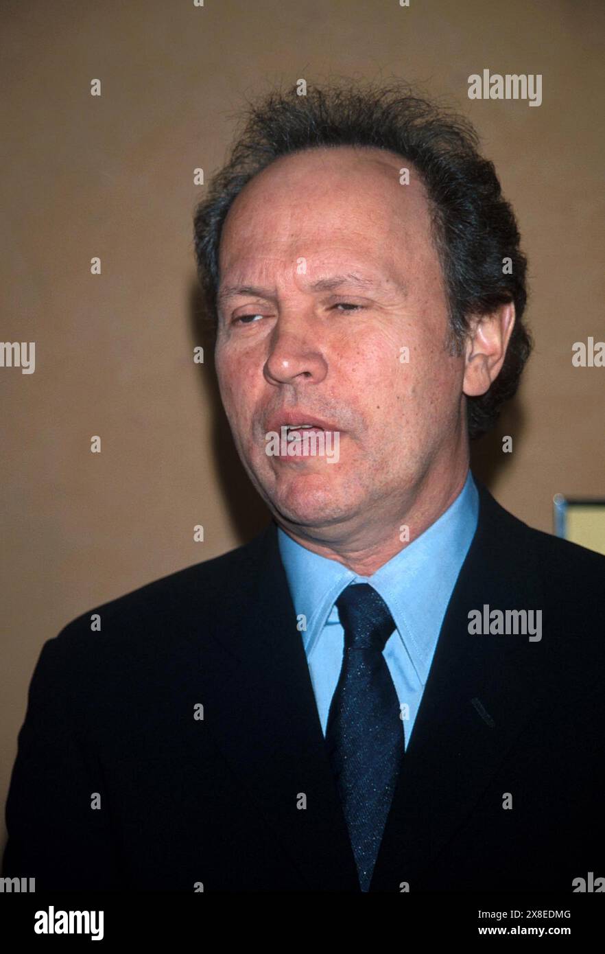 K23159JBU: 10/19/01.THE AMERICAN CANCER SOCIETY HONORS BILLY CRYSTAL IN ...