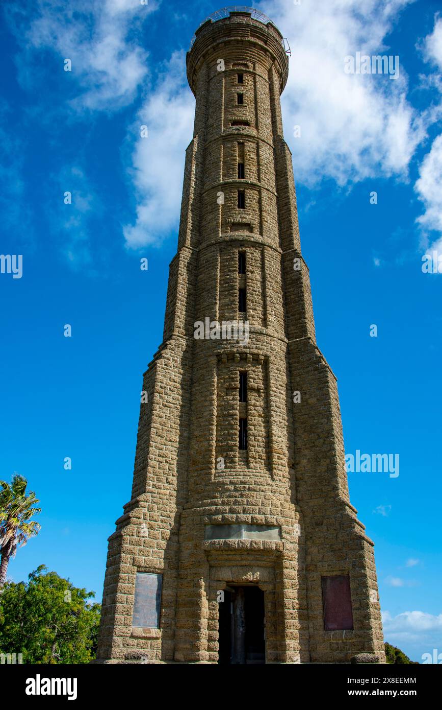 Centre of new zealand monument hi-res stock photography and images - Alamy