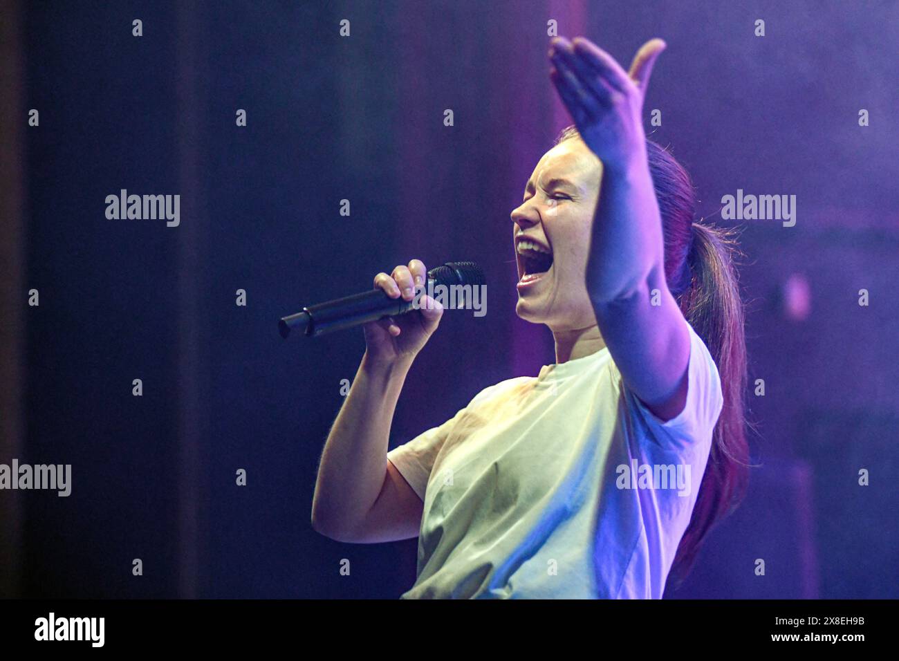 Norwegian singer Sigrid, performing live in Buenos Aires Stock Photo ...