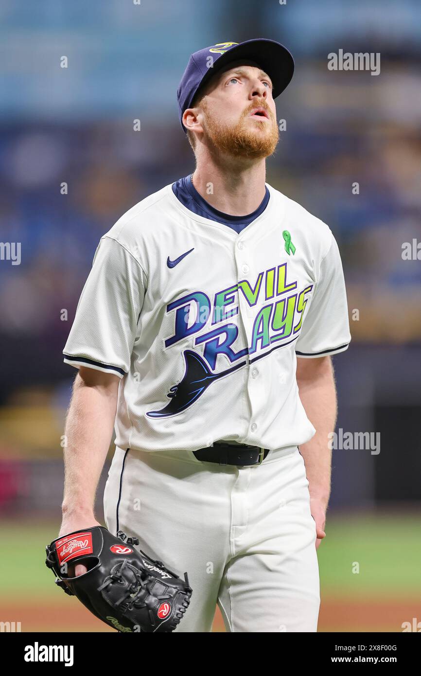 St. Petersburg, FL: Tampa Bay Rays pitcher Richard Lovelady (55) walks ...
