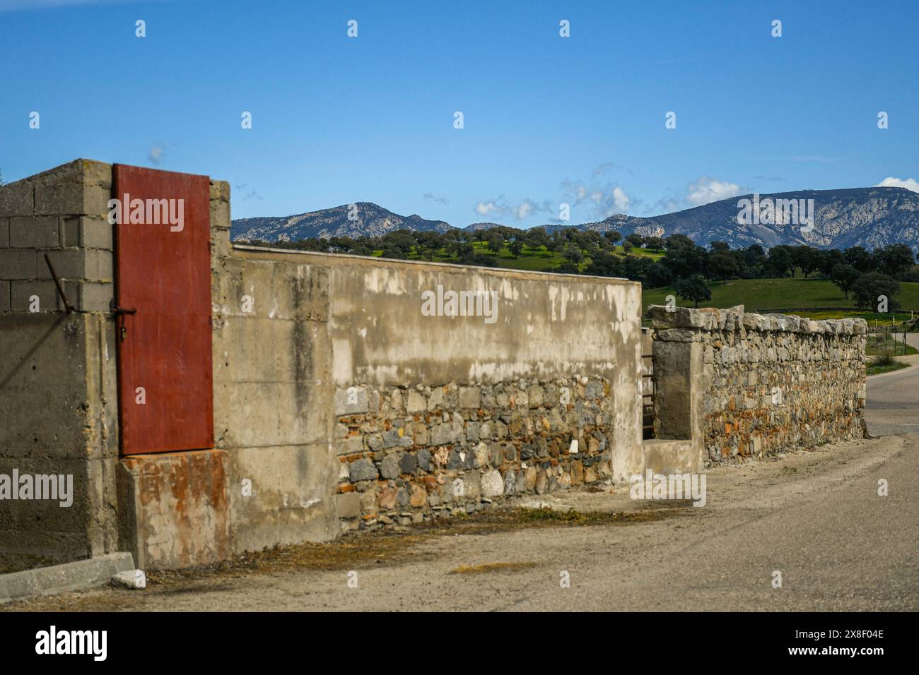 Bull landing stage hi-res stock photography and images - Alamy