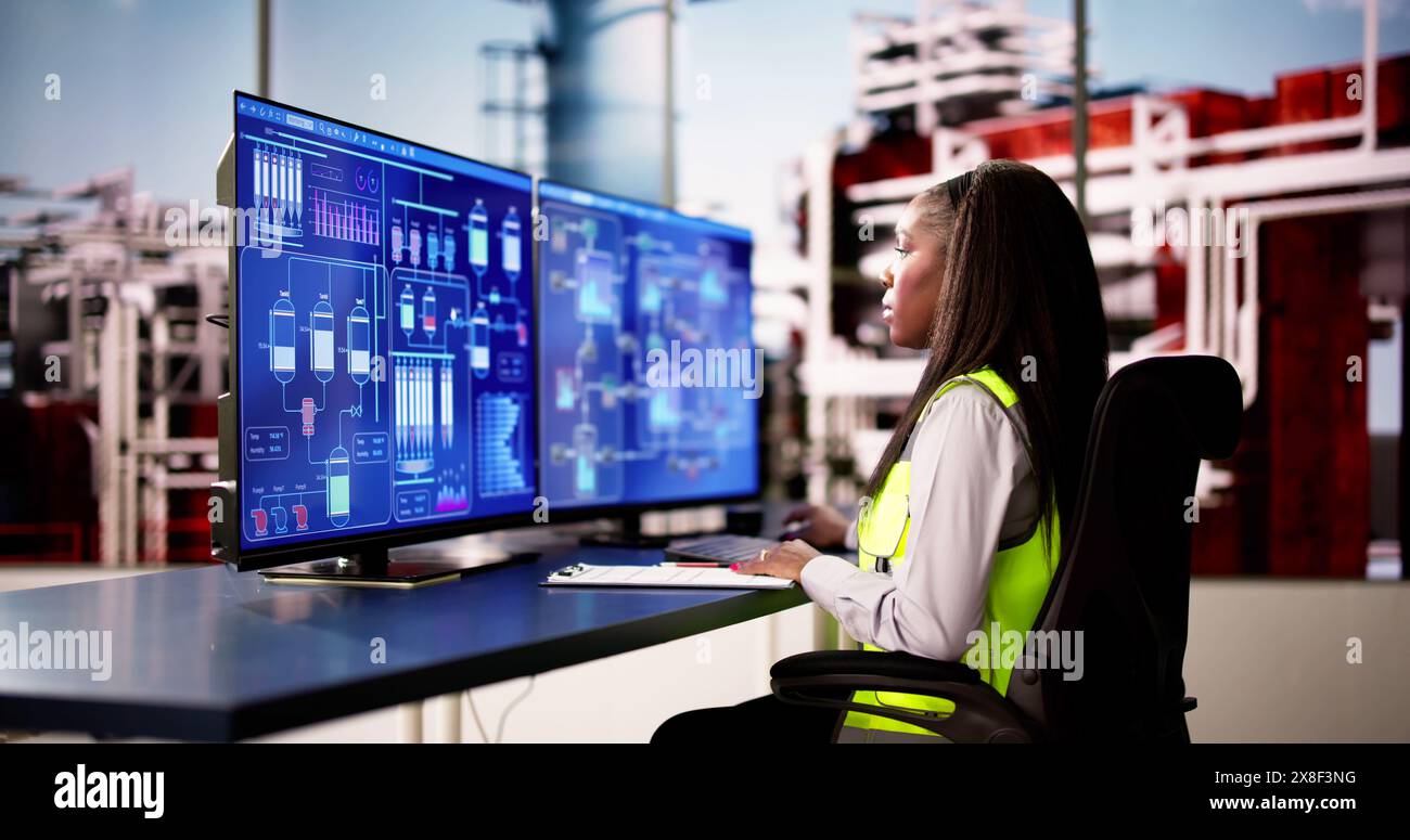 Industrial IOT Automation System. Engineer Using Desktop Computer Stock ...