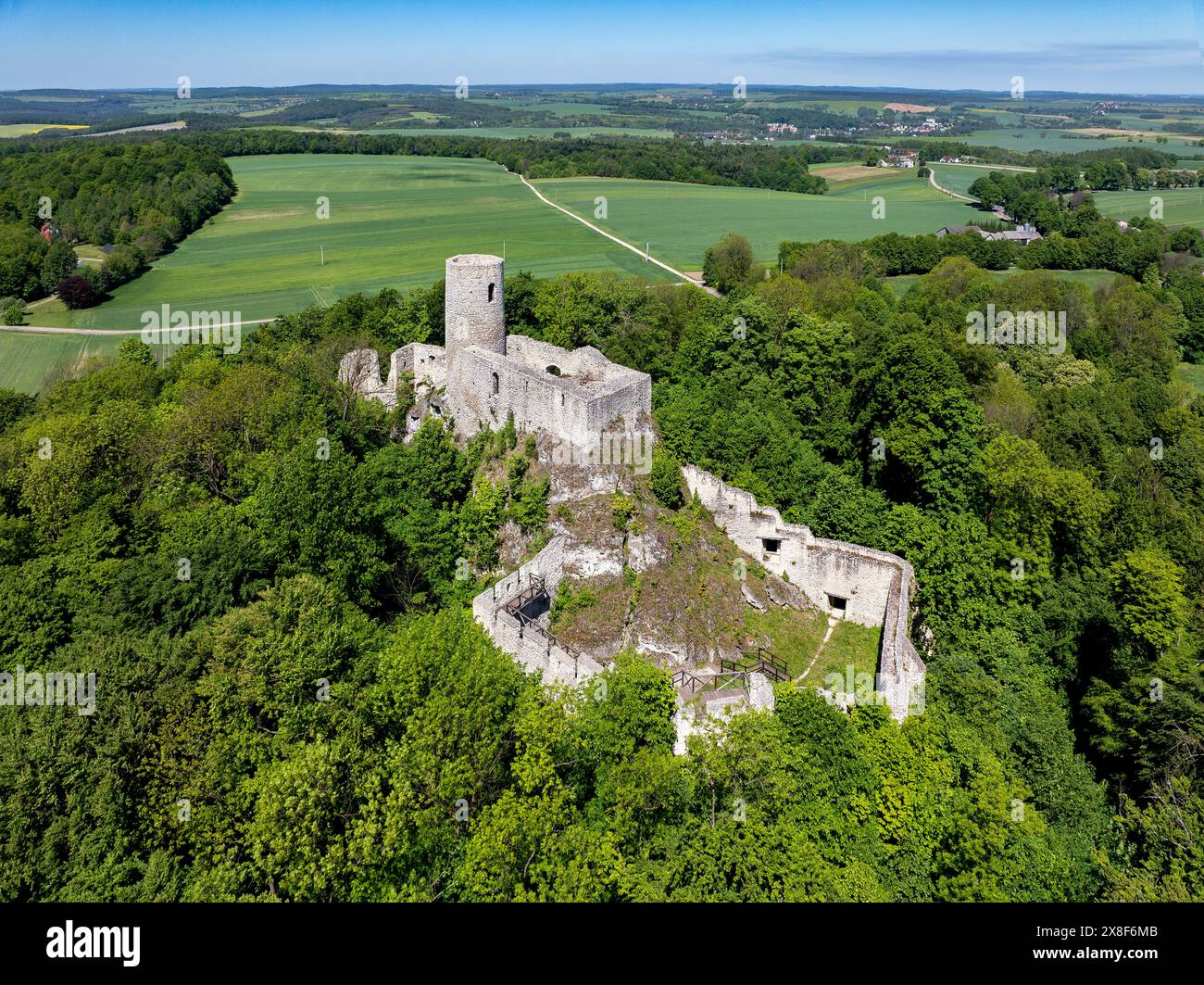 Ruins of medieval castle in Smolen in Poland on the rocky hill ...