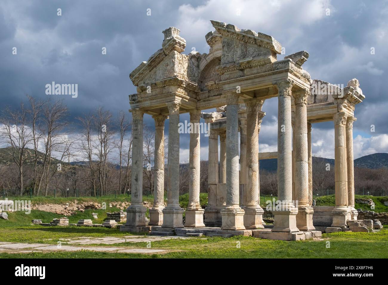 Propylon hi-res stock photography and images - Alamy