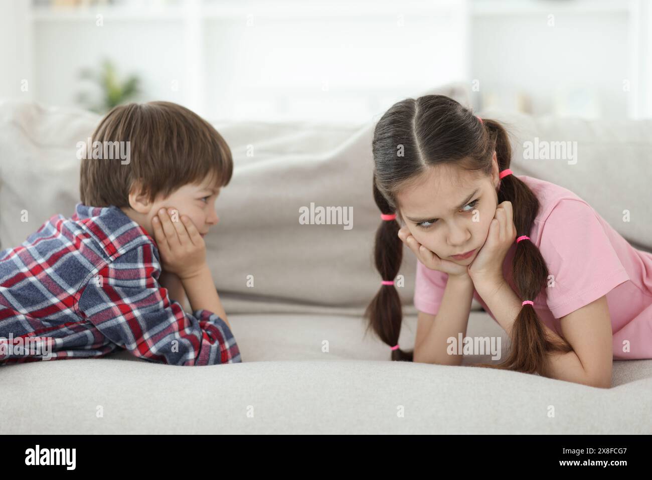 Sister upset and brother hi-res stock photography and images - Alamy