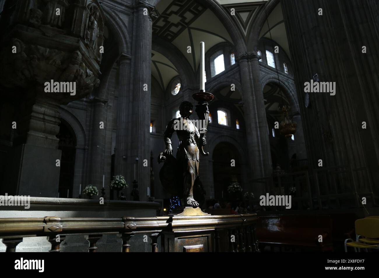 Catedral metropolitana cdmx interior hi-res stock photography and ...
