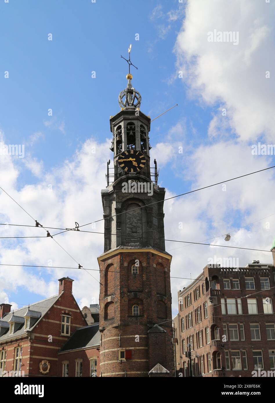 Carillon canal house view hi-res stock photography and images - Alamy