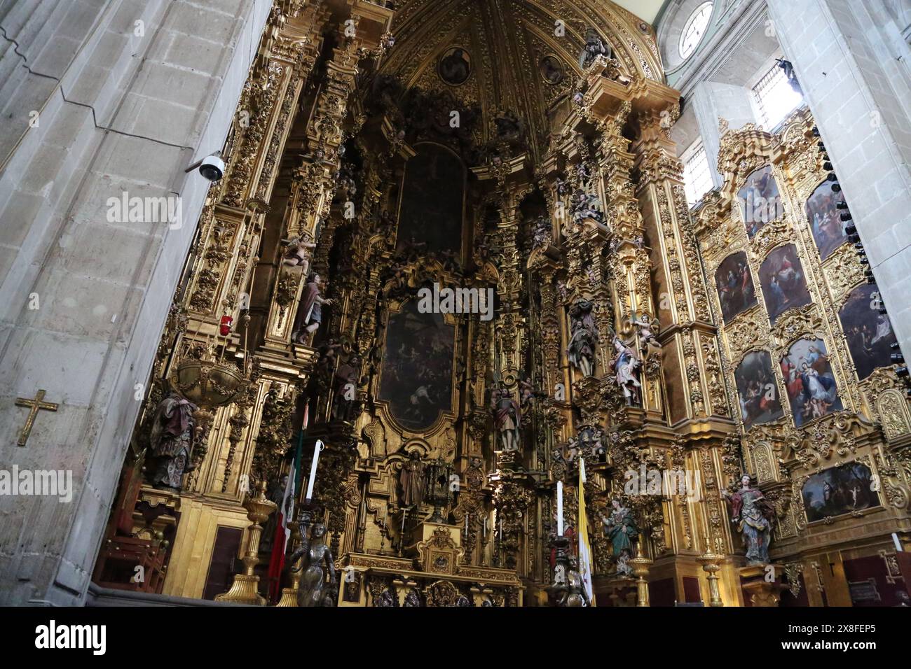 Catedral metropolitana cdmx interior hi-res stock photography and ...