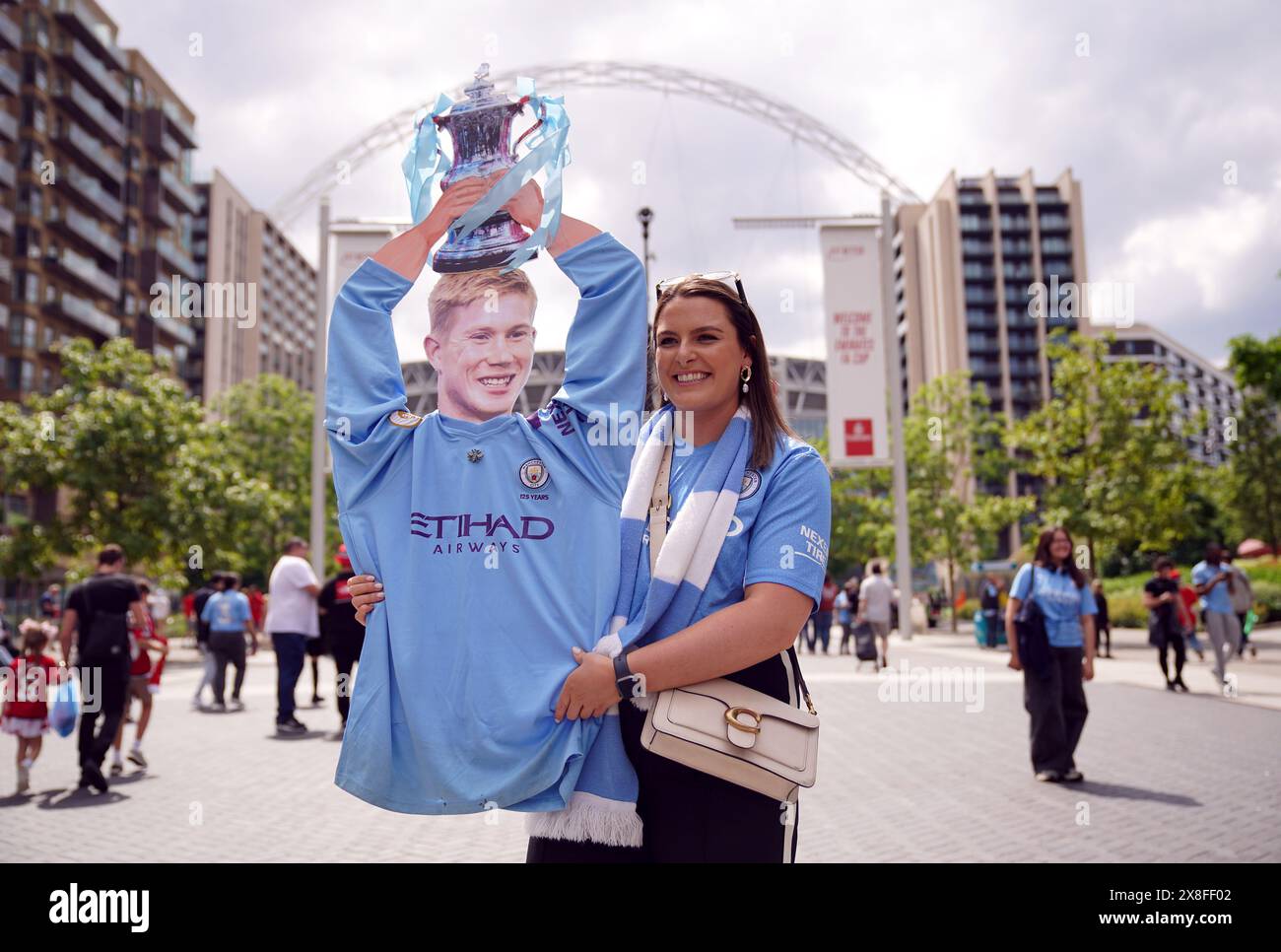Manchester City fan Emily Hollinshead, 28 originally from Cheadle Hulme ...