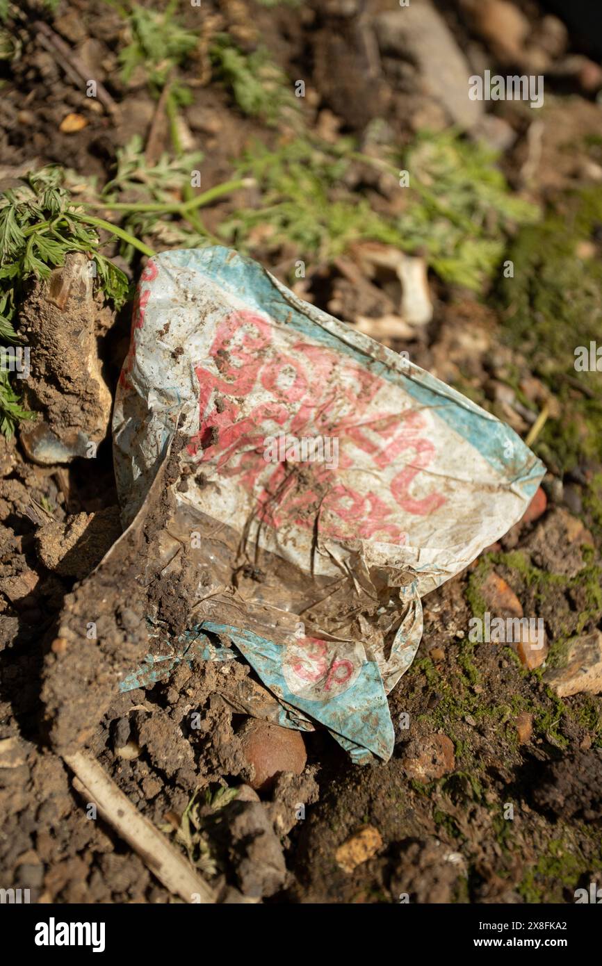 1970s plastic pollution hi-res stock photography and images - Alamy