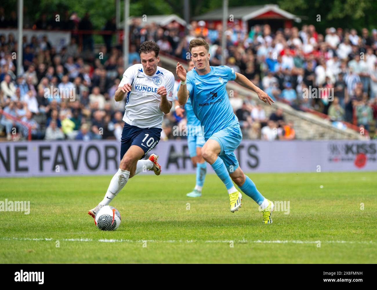 Tus fight hi-res stock photography and images - Alamy