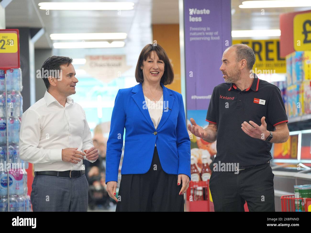 Labour's shadow chancellor Rachel Reeves with Richard Walker (left ...