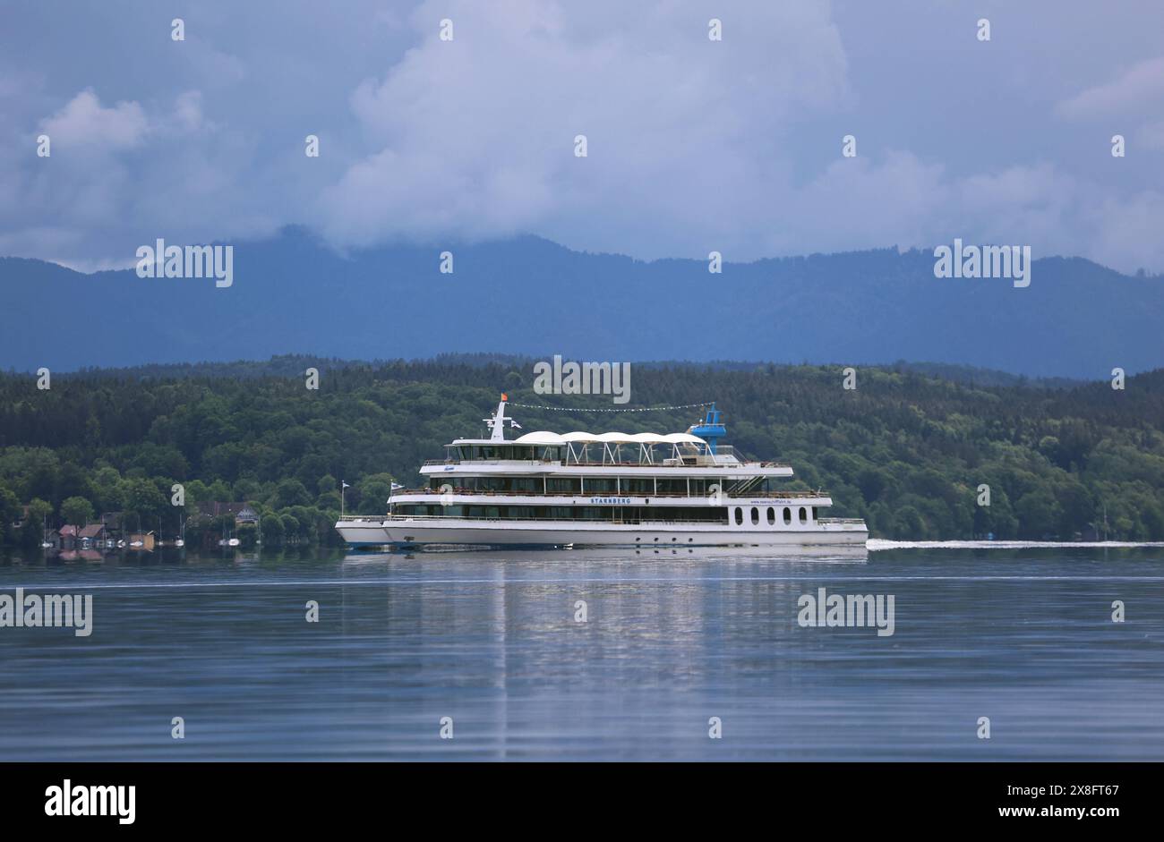 Feldafing, Bayern, Deutschland 25. Mai 2024: Ein Frühsommertag in ...