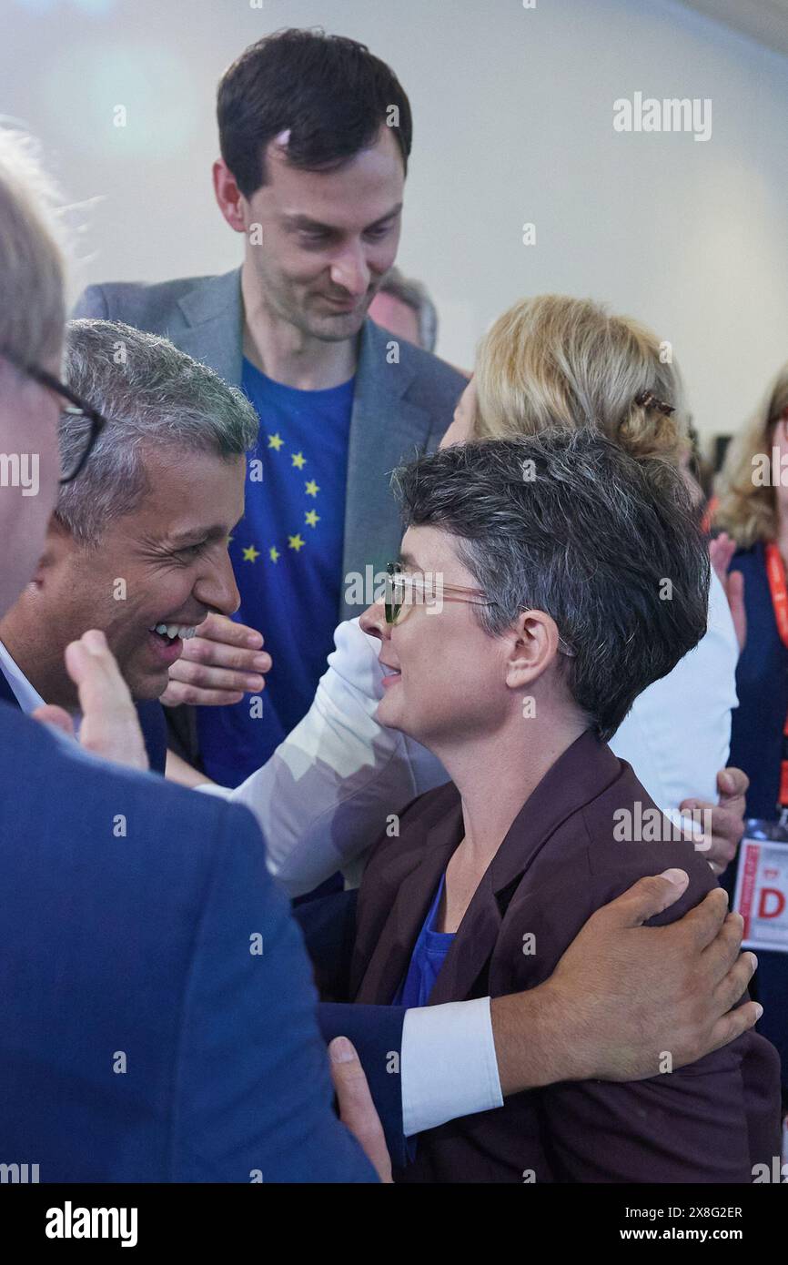 Berlin, Germany. 25th May, 2024. Raed Saleh (center l, SPD ...