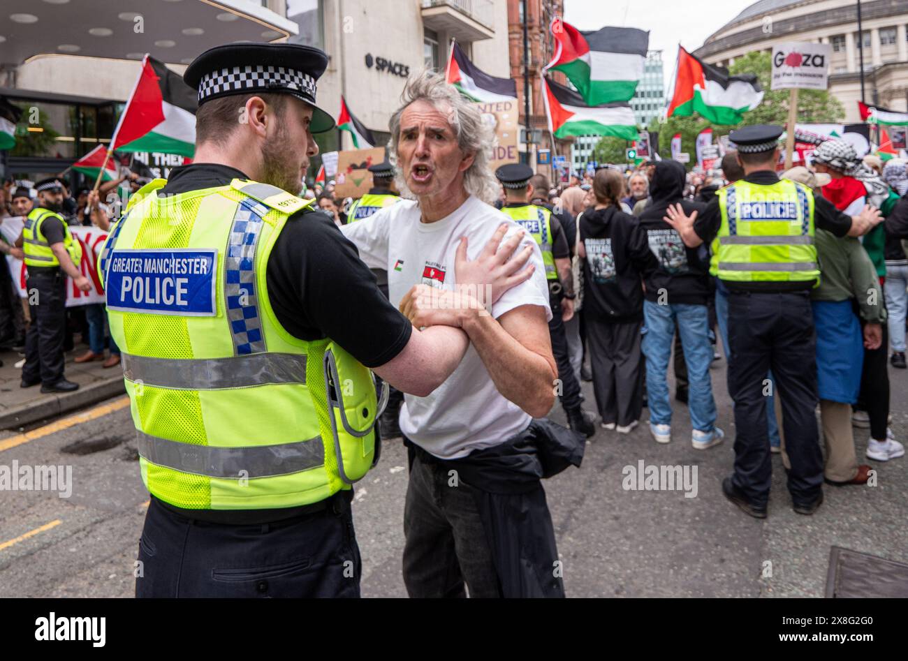 Greater manchester friends of palestine hi-res stock photography and ...