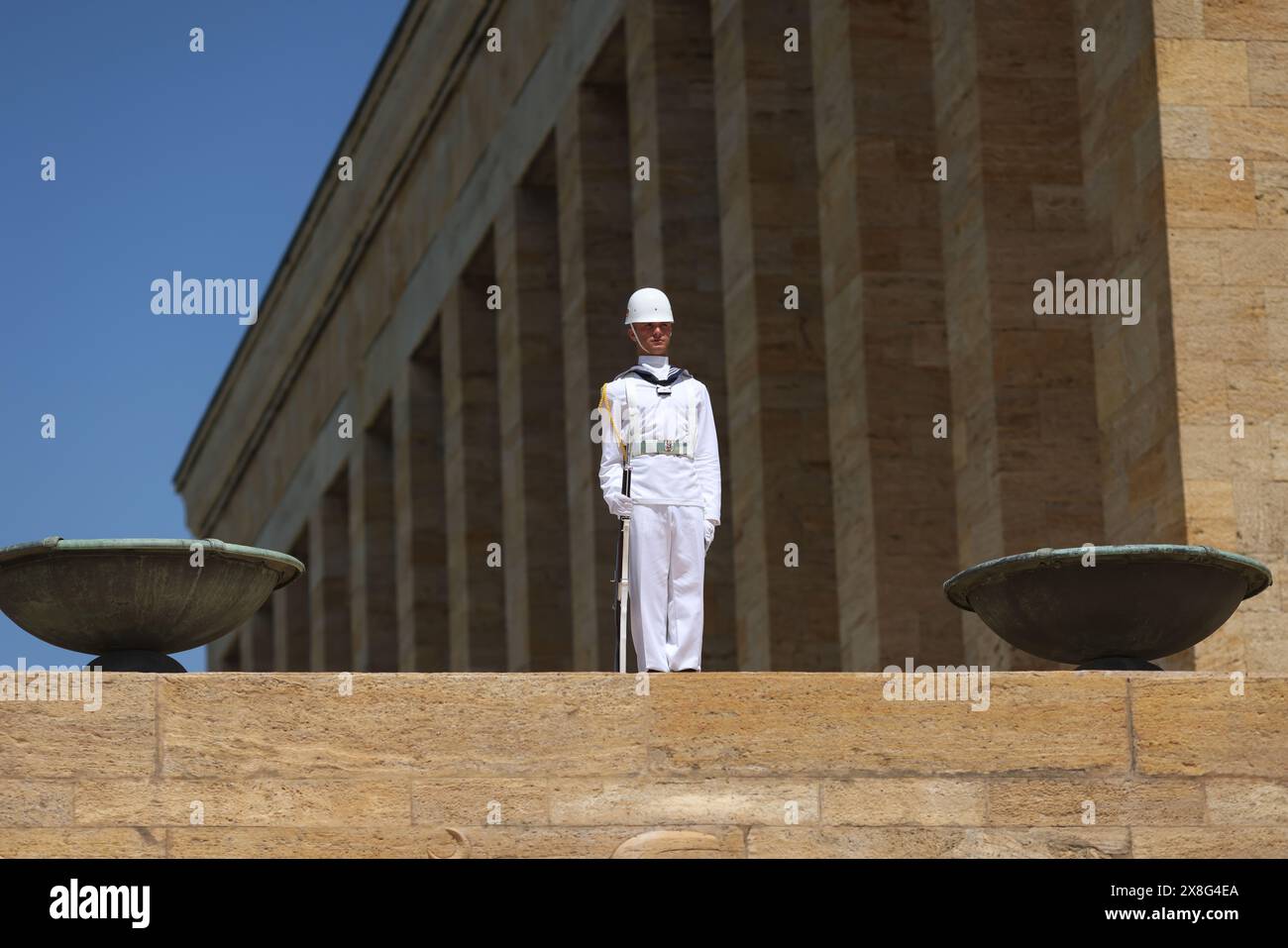 Turkish honour guards soldiers at the Anitkabir mausoleum Stock Photo ...