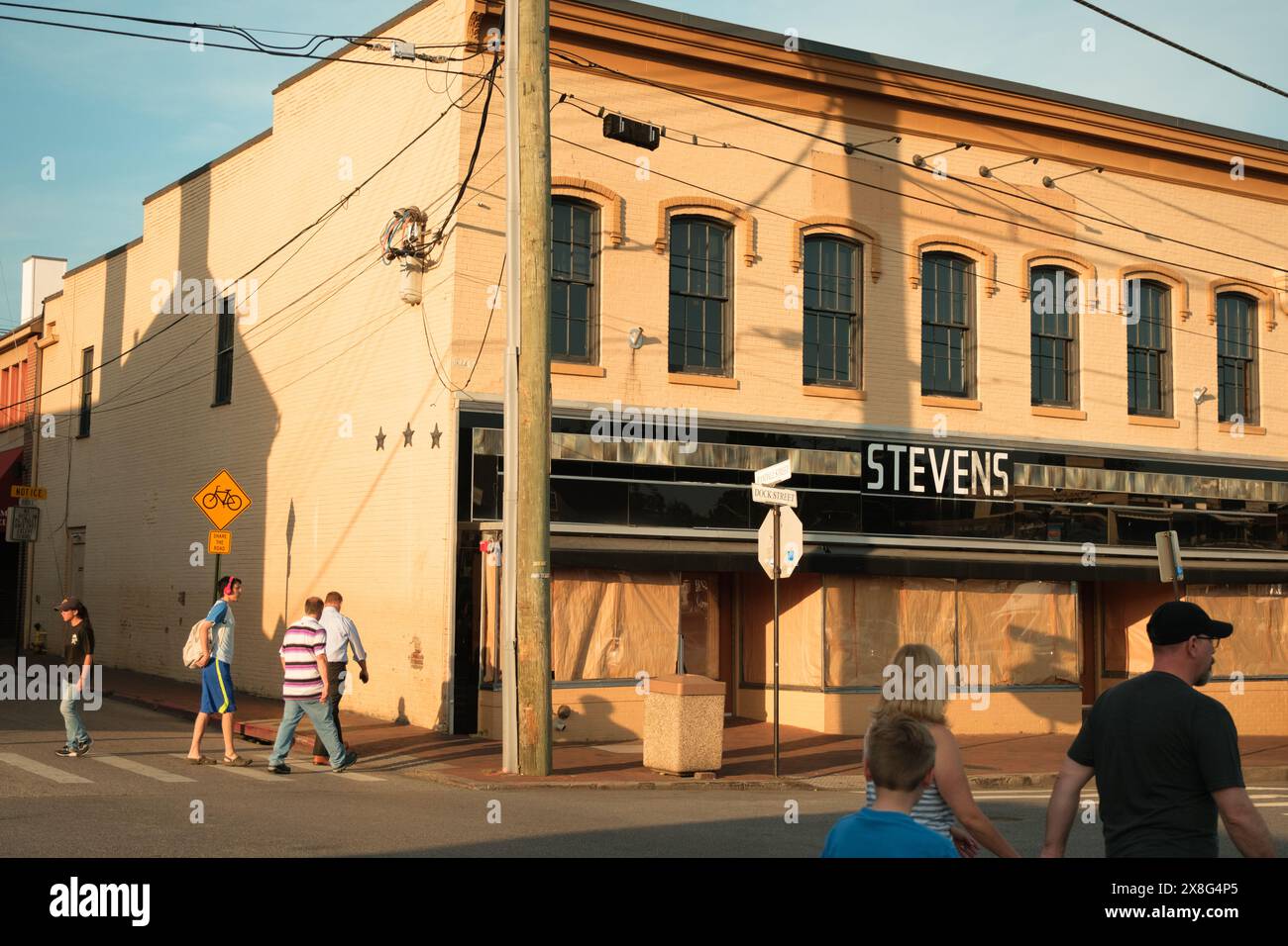 Stevens Hardware storefront in Annapolis, Maryland Stock Photo - Alamy