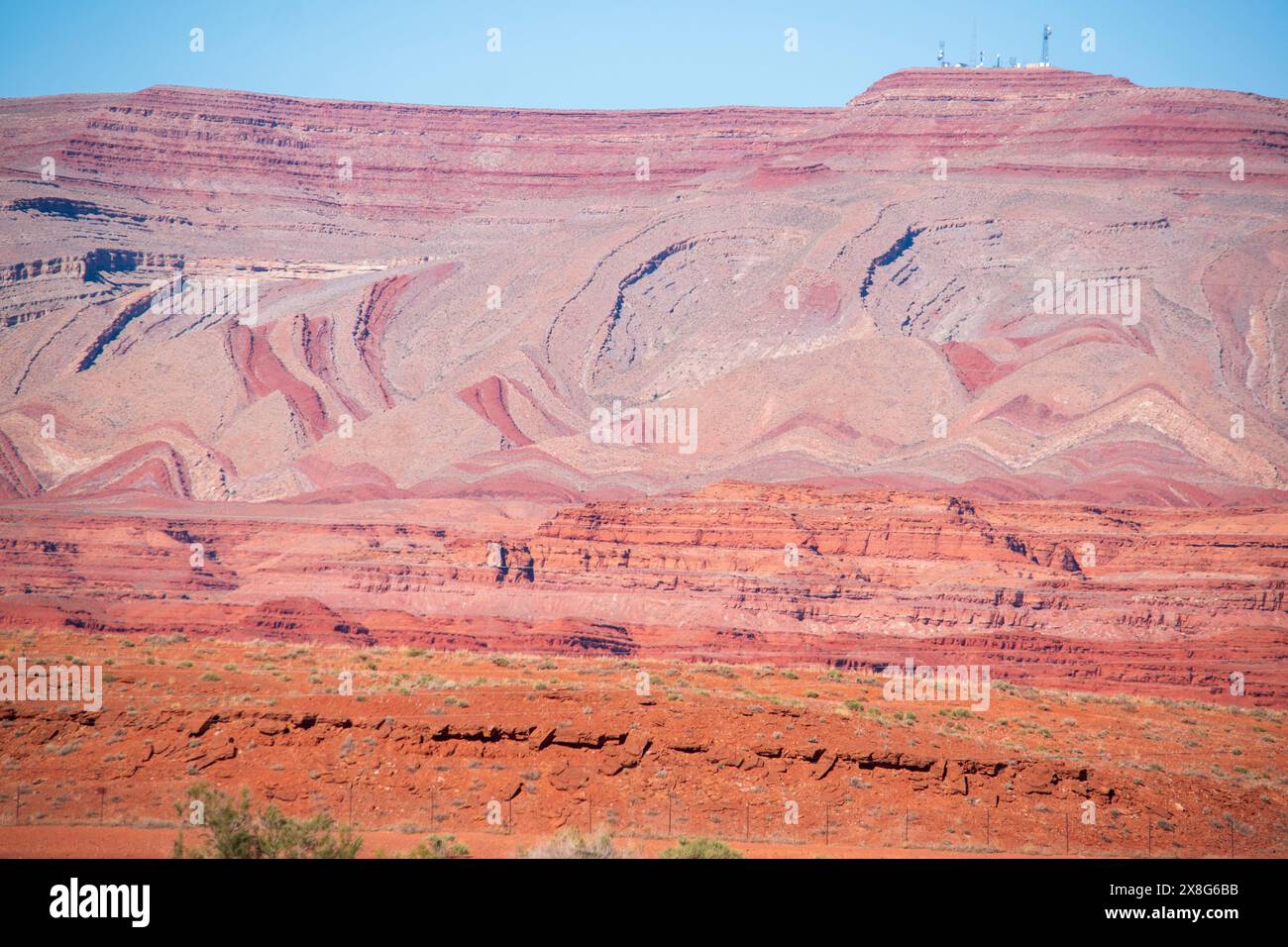 Raplee Ridge is a monocline rock formation near Mexican Hat, UT Stock ...
