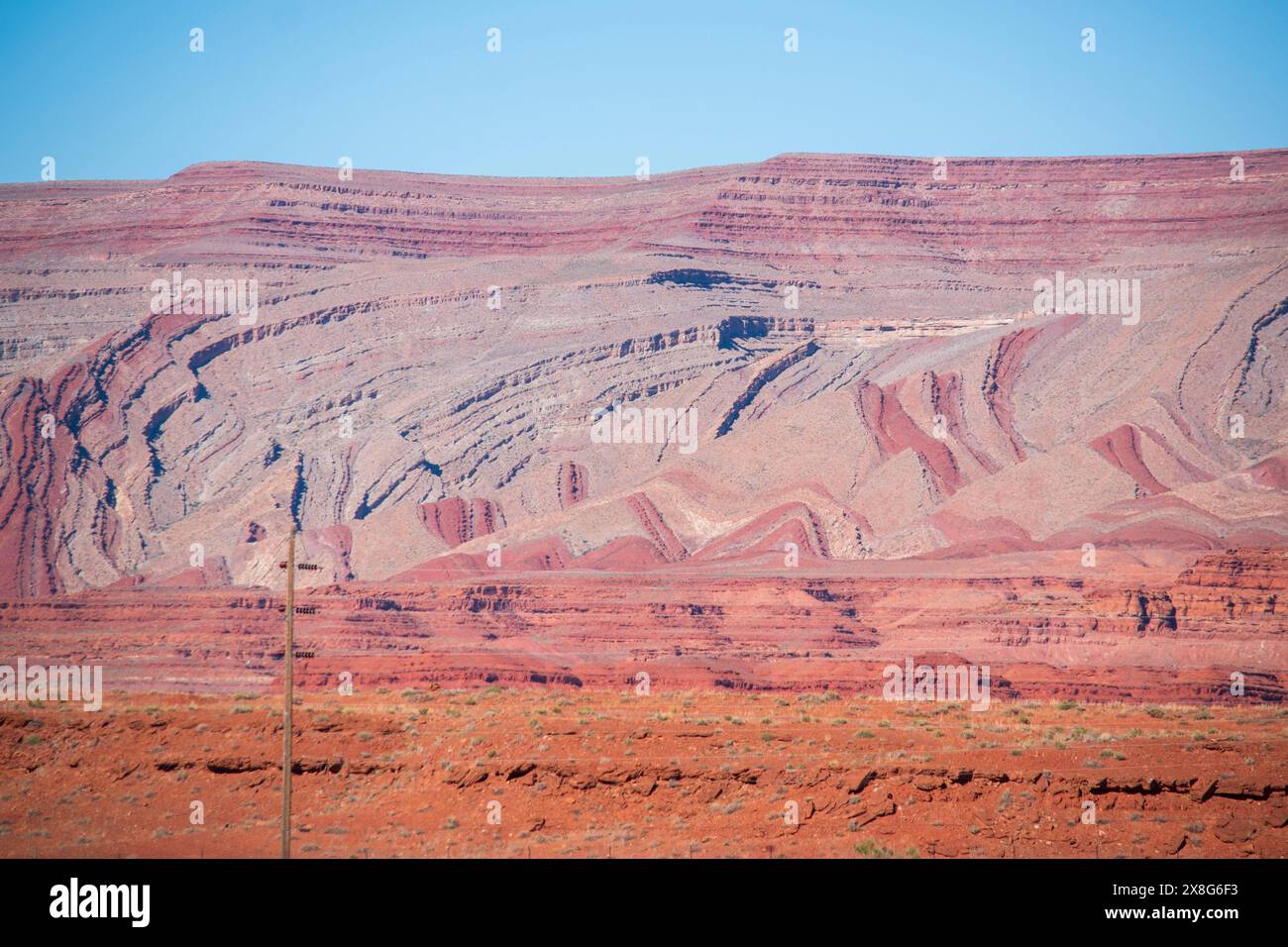 Raplee Ridge is a monocline rock formation near Mexican Hat, UT Stock ...