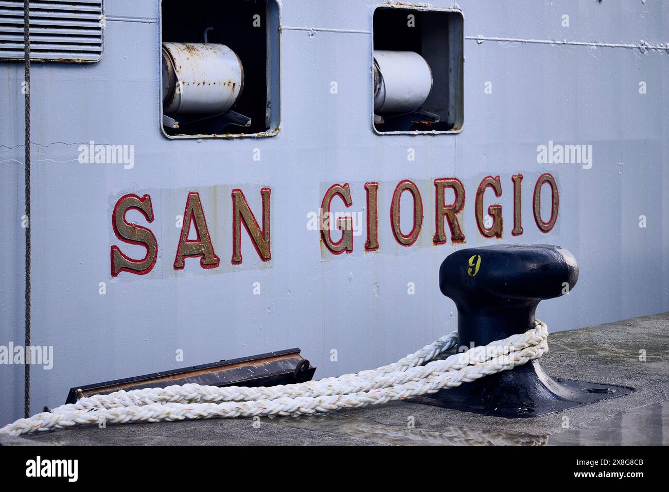 Italian Navy ships Giuseppe Garibaldi and San Giorgio moored in port ...