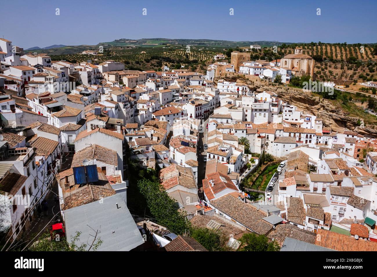 Skyline view of the unique pueblos blanco of Setenil de las Bodegas ...