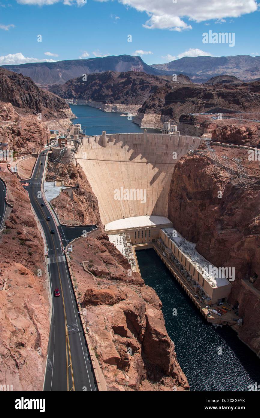 The construction of the Hoover Dam near Las Vegas, NV, created Lake ...