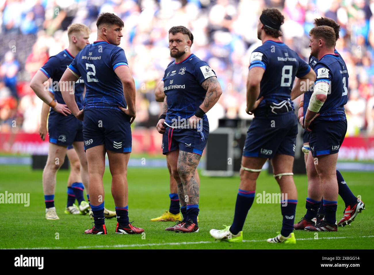 Leinster Rugby players look dejected after defeat in the Investec ...