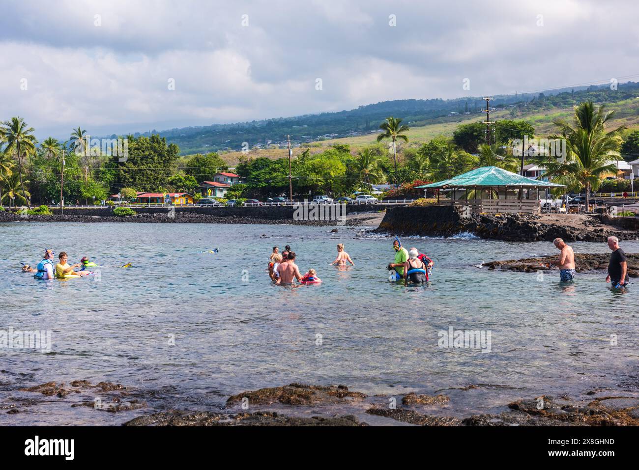 Kahalu‘u beach hi-res stock photography and images - Alamy