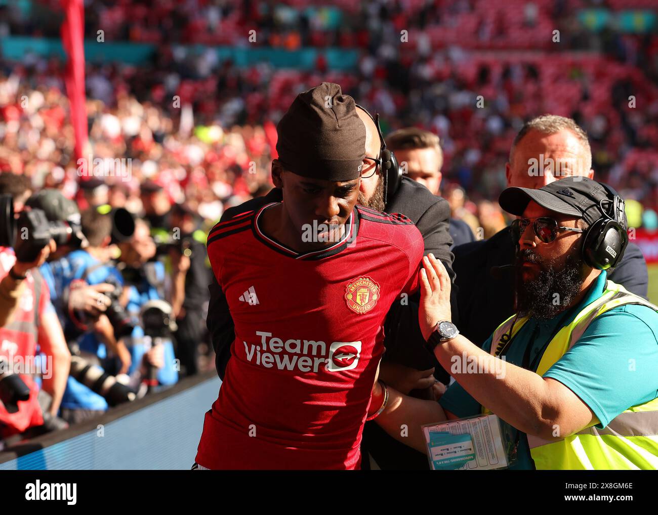Security football man utd hi-res stock photography and images - Alamy