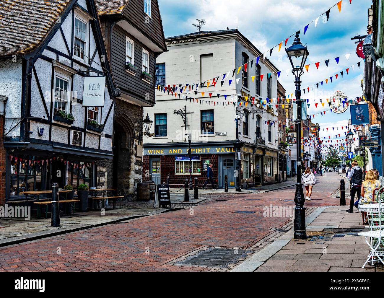 High Street, Rochester, Kent Stock Photo - Alamy