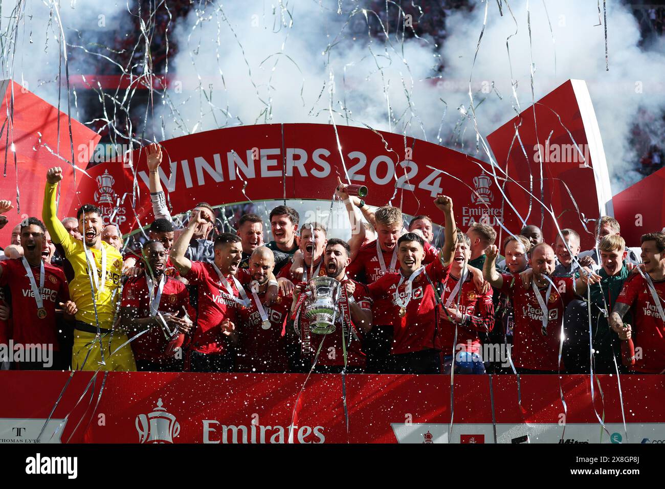 Fa cup trophy wembley stadium hi-res stock photography and images - Alamy