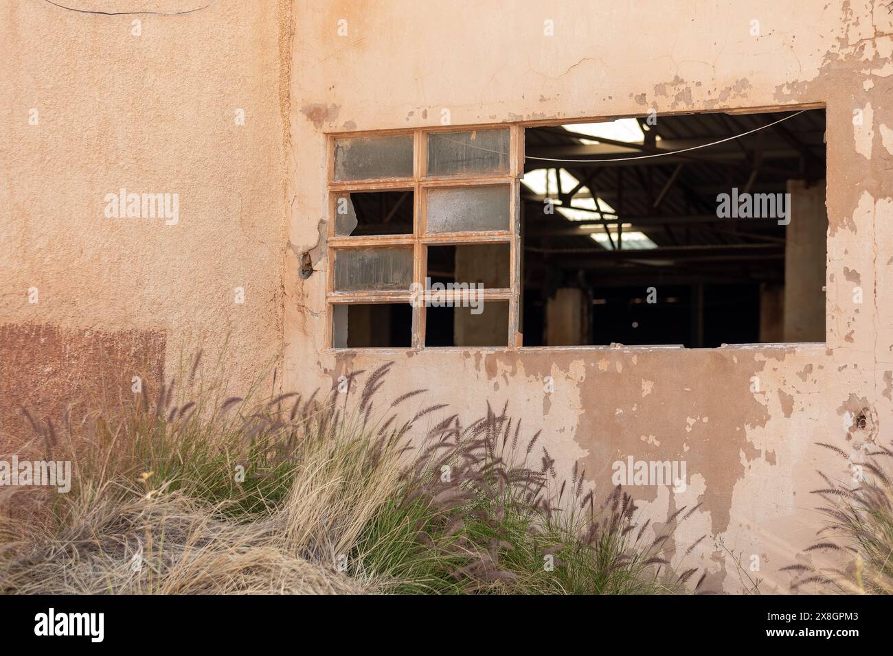 Urban Decay: Deteriorating Building Background Texture Stock Photo - Alamy