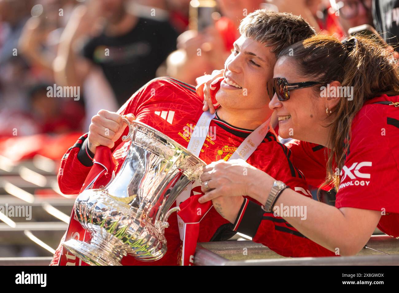 London, UK. 25th May, 2024. Alejandro Garnacho of Man Utd with his ...