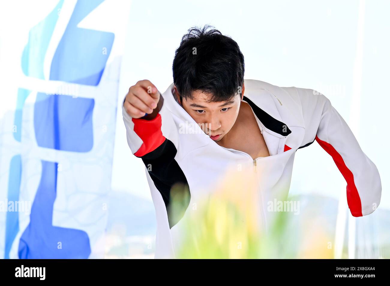 Chinese athlete before competing in the Men's 10 km during World ...