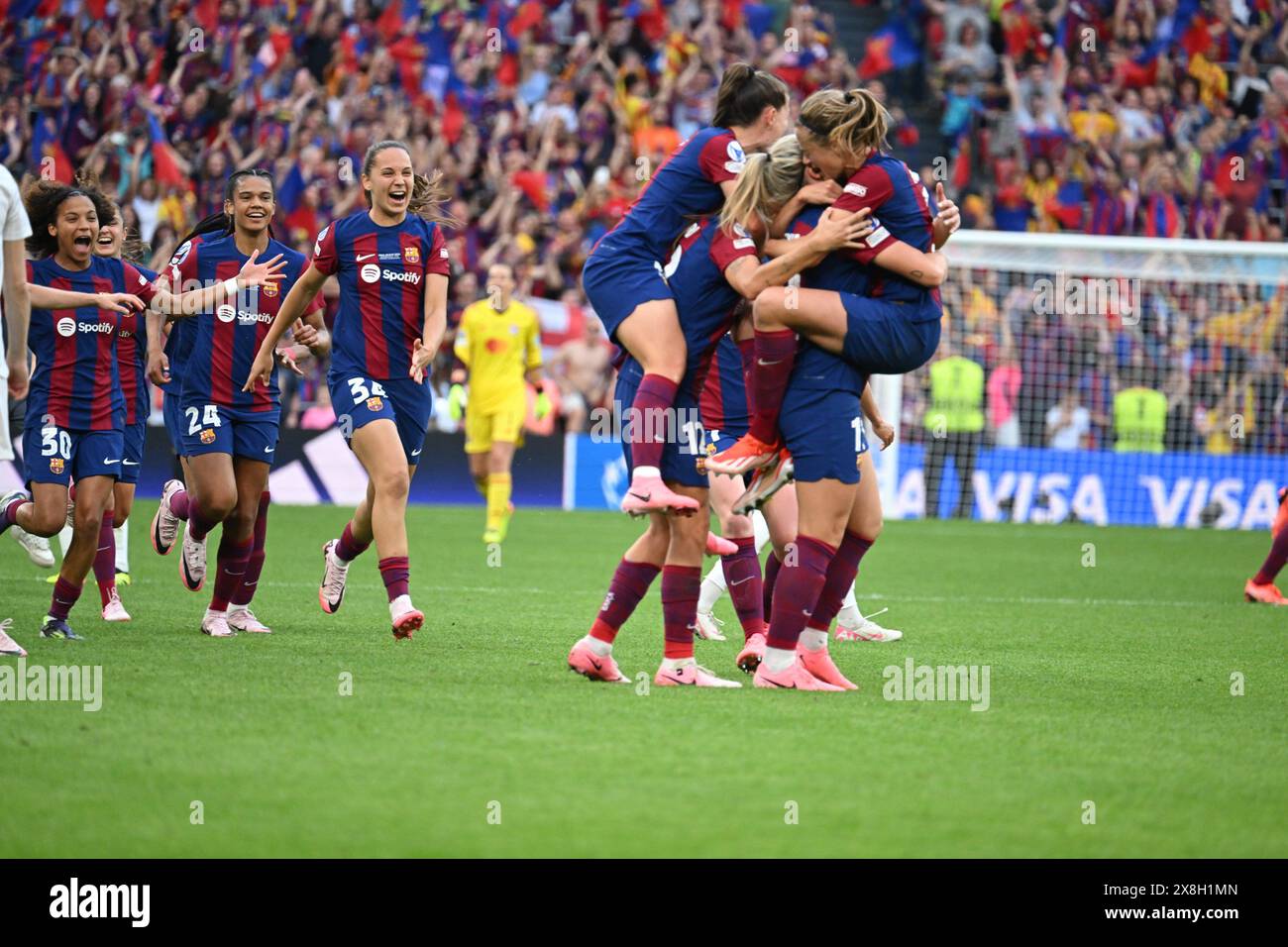 Joueuses de football féminin hi-res stock photography and images - Alamy