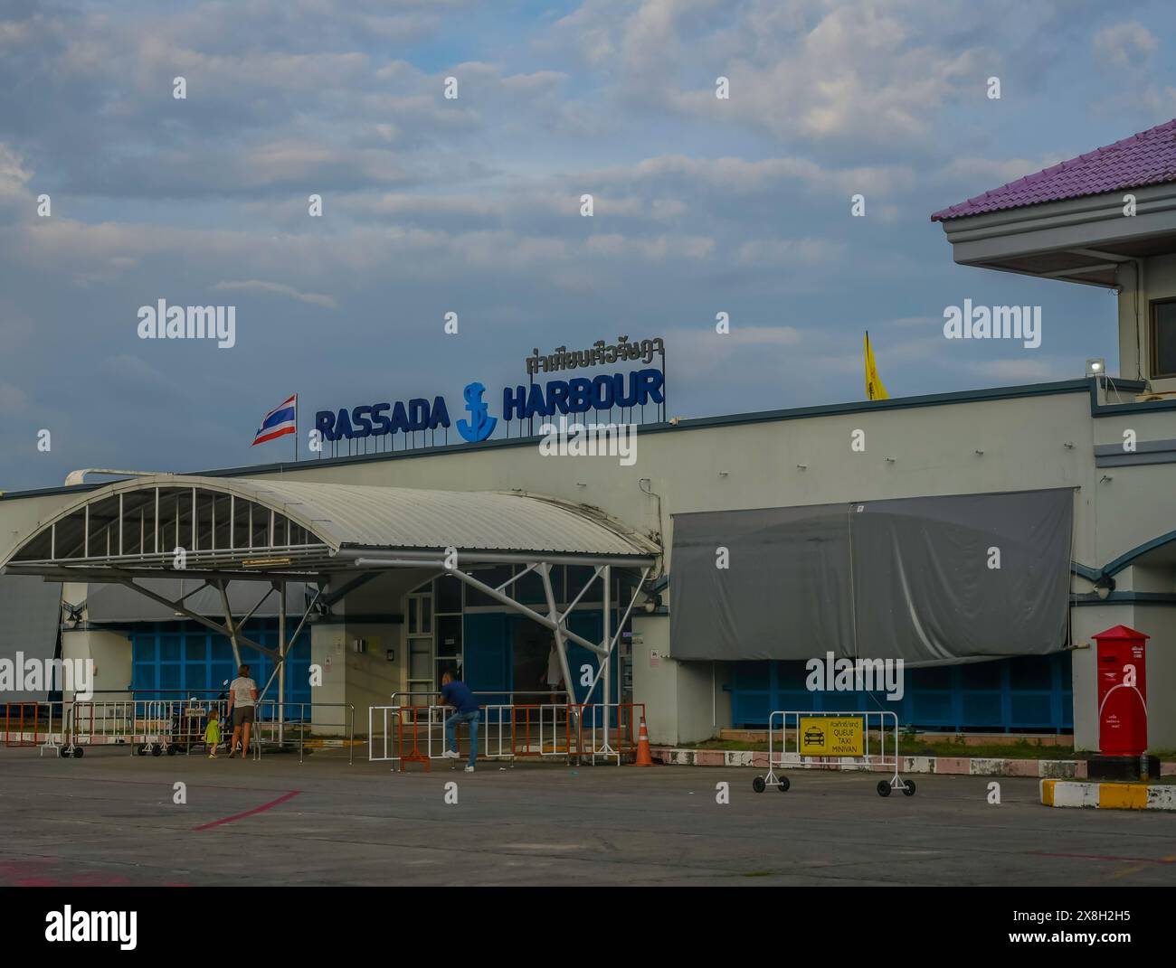 Rassada pier hi-res stock photography and images - Alamy