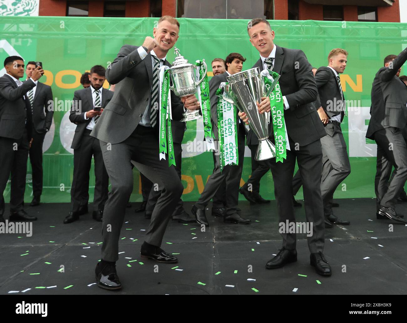 Celtic goalkeeper Joe Hart (left) with the Scottish Gas Scottish Cup ...