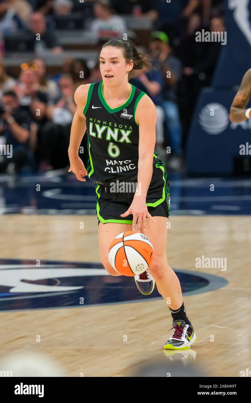 Wnba basketball minneapolis hi-res stock photography and images - Alamy