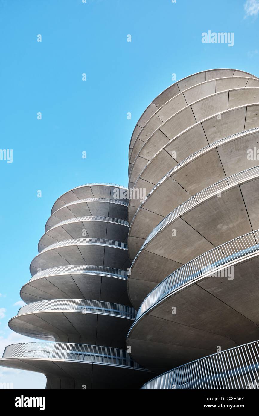 Spiral concrete ramp hi-res stock photography and images - Alamy