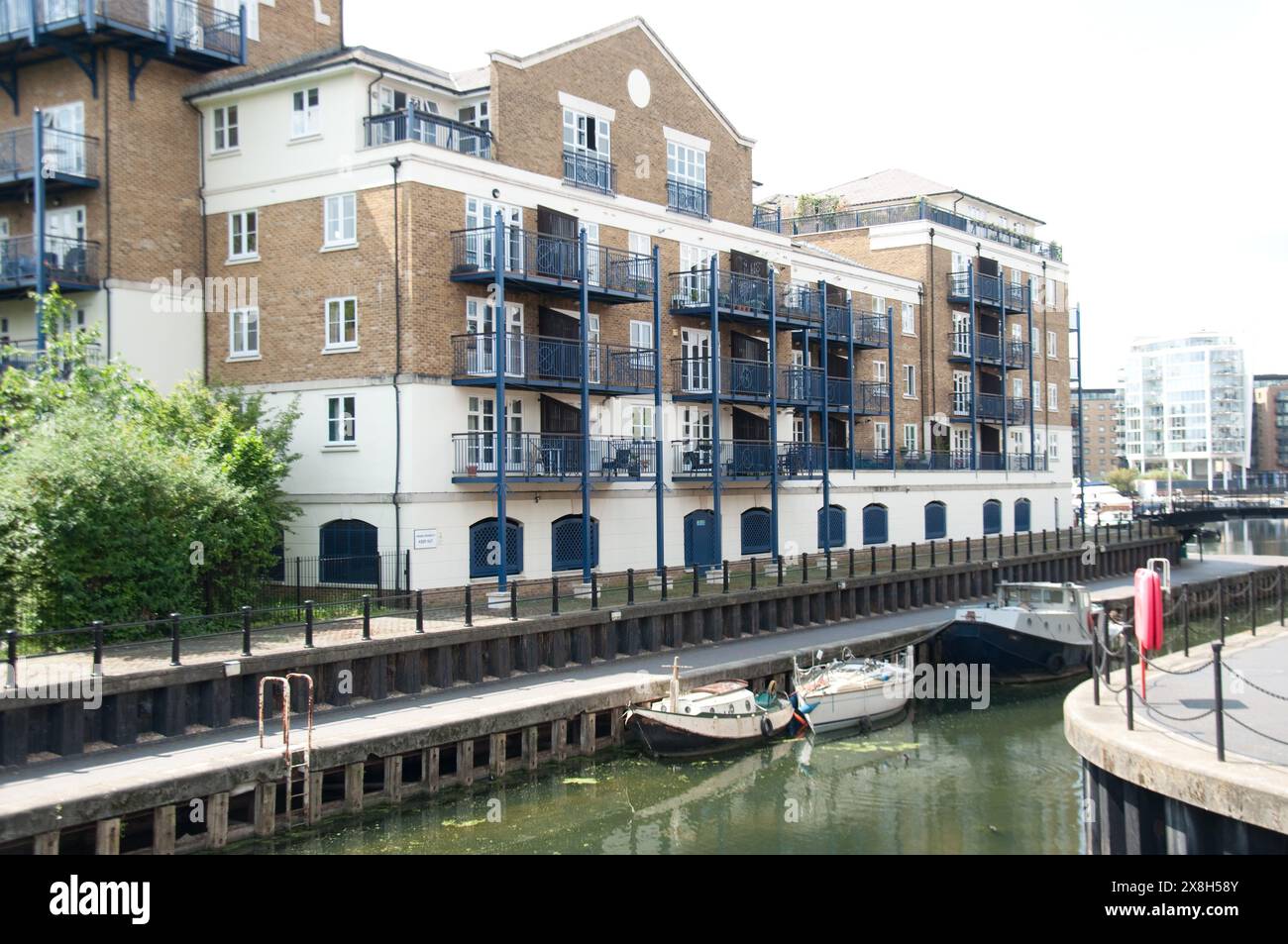 Overlooking limehouse cut hi-res stock photography and images - Alamy