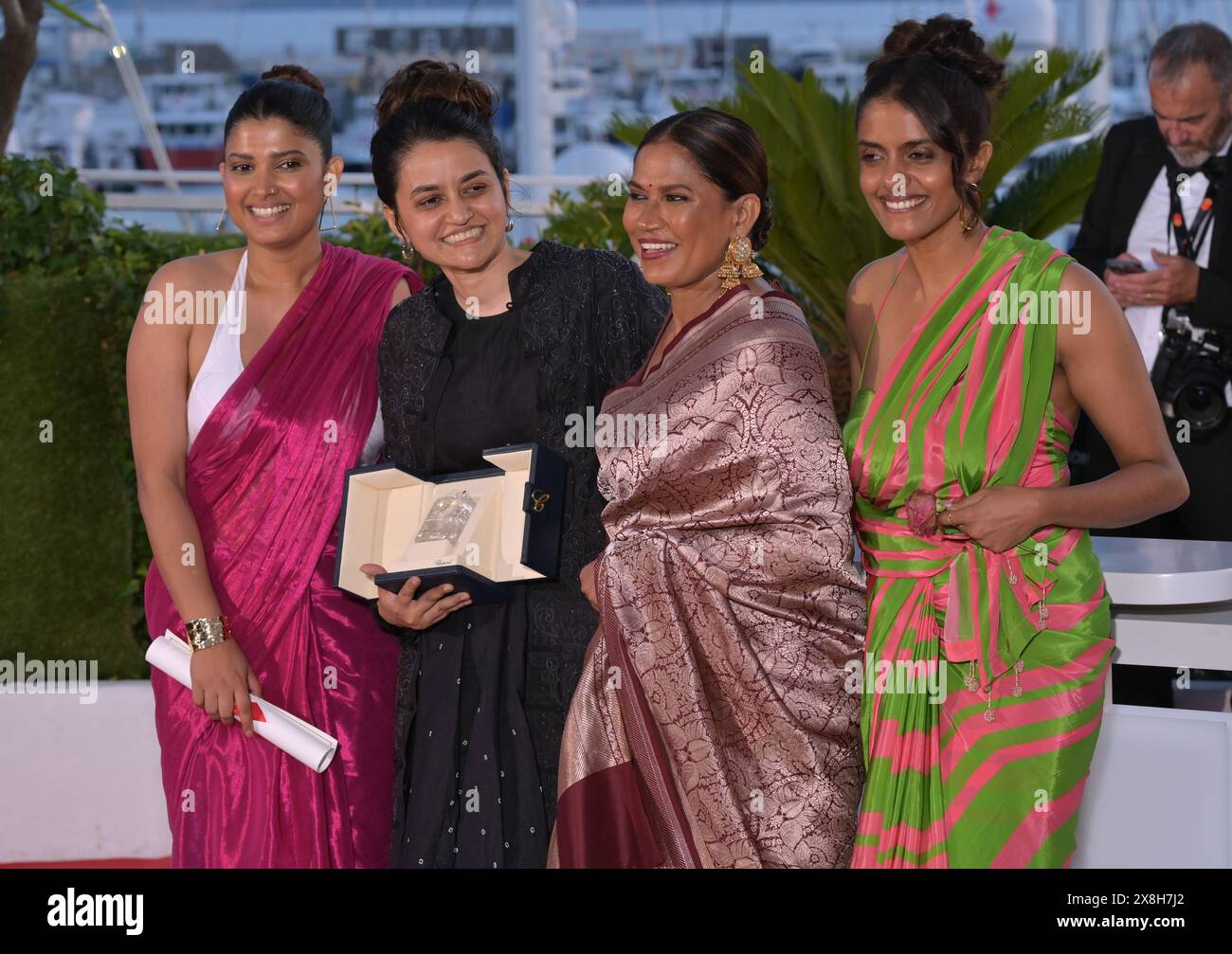 Chhaya kadam and kani kusruti hi-res stock photography and images - Alamy