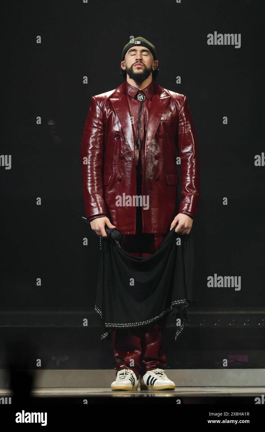 Bad bunny 2024 concert hi-res stock photography and images - Alamy