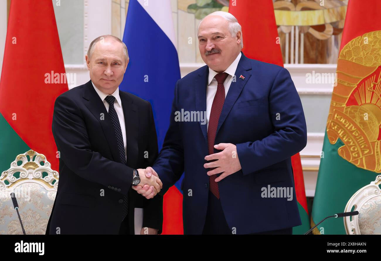 On an official visit to Belarus, Russian President Vladimir Putin meets ...