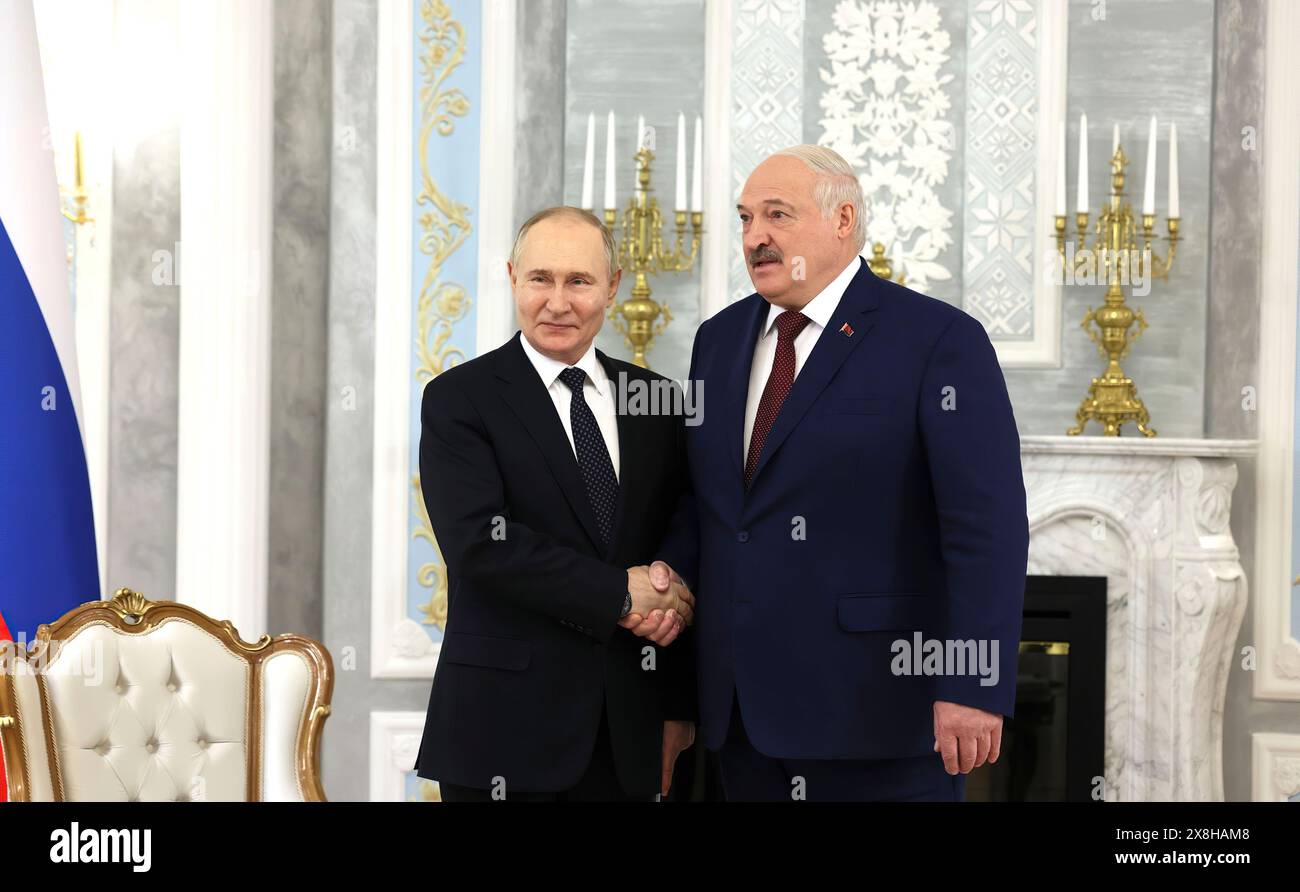 On an official visit to Belarus, Russian President Vladimir Putin meets ...