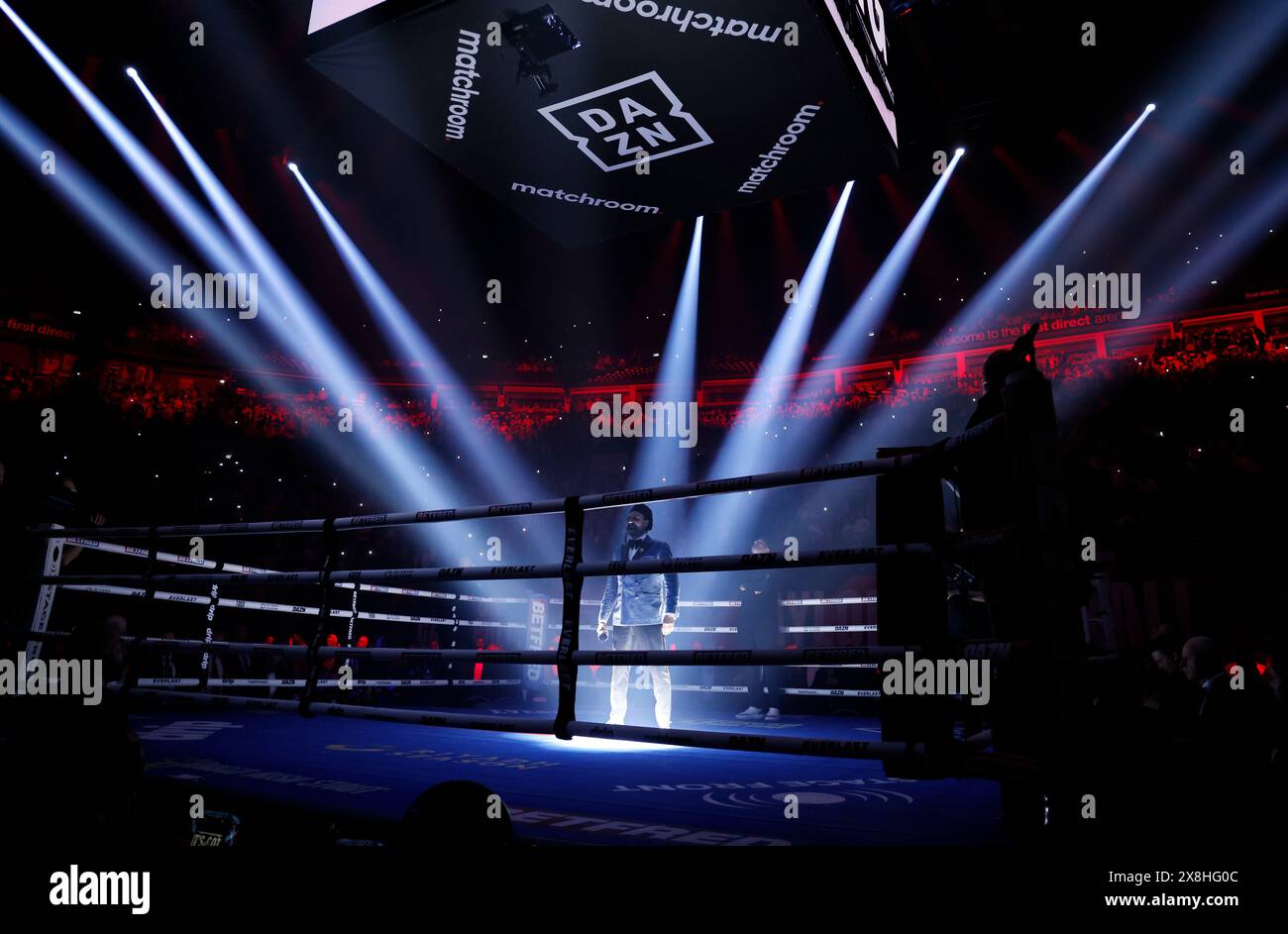 Boxing announcer David Diamante at the First Direct Arena, Leeds ...